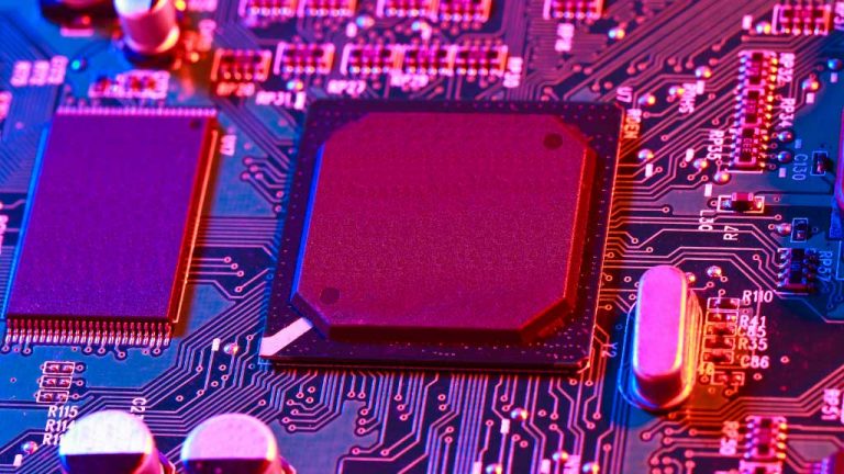 Red Light on Motherboard: What Does It Mean? | Detailed Guide - Beem Builds