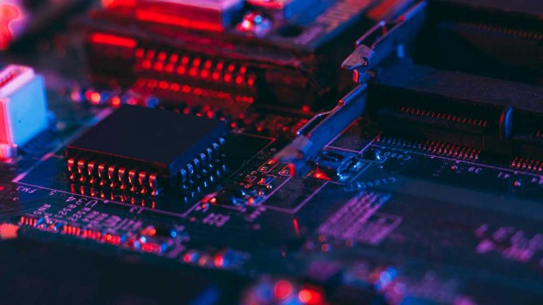 Red Light on Motherboard: What Does It Mean? | Detailed Guide - Beem Builds